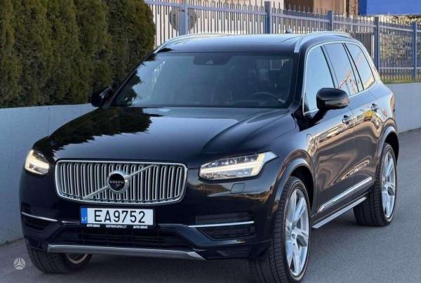 Black Volvo XC90 2018 in Marijampole, with an engine capacity of 1.97 L and mileage of 264 thousand km for 32500 €, photo 2 on AUTOMOTO.COM.LV