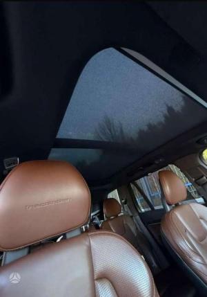 Black Volvo XC90 2018 in Marijampole, with an engine capacity of 1.97 L and mileage of 264 thousand km for 32500 €, photo 8 on AUTOMOTO.COM.LV