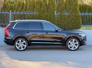 Black Volvo XC90 2018 in Marijampole, with an engine capacity of 1.97 L and mileage of 264 thousand km for 32500 €, photo 12 on AUTOMOTO.COM.LV