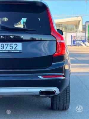 Black Volvo XC90 2018 in Marijampole, with an engine capacity of 1.97 L and mileage of 264 thousand km for 32500 €, photo 14 on AUTOMOTO.COM.LV