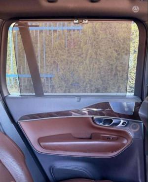 Black Volvo XC90 2018 in Marijampole, with an engine capacity of 1.97 L and mileage of 264 thousand km for 32500 €, photo 16 on AUTOMOTO.COM.LV