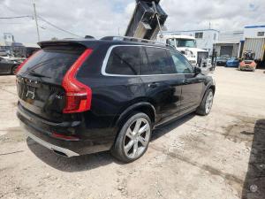 Black Volvo XC90 2018 in Vilnius, with an engine capacity of 1.97 L and mileage of 148 thousand km for 9899 €, photo 4 on AUTOMOTO.COM.LV
