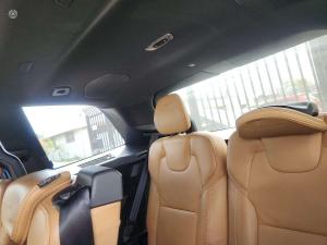 Black Volvo XC90 2018 in Vilnius, with an engine capacity of 1.97 L and mileage of 148 thousand km for 9899 €, photo 11 on AUTOMOTO.COM.LV