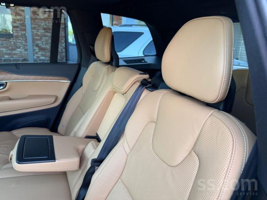 Melns Volvo XC90 2018 Talsi, ar dzinēja tilpumu 2.00 L un nobraukumu 0 tūkst. km par 28970 €, foto 11 vietnē AUTOMOTO.COM.LV