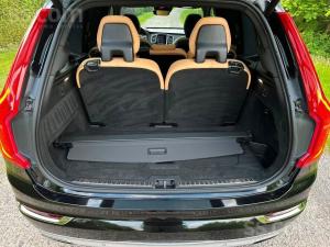 Melns Volvo XC90 2018 Talsi, ar dzinēja tilpumu 2.00 L un nobraukumu 0 tūkst. km par 28970 €, foto 14 vietnē AUTOMOTO.COM.LV