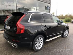 Black Volvo XC90 2018 in Riga, with an engine capacity of 2.00 L and mileage of 166 thousand km for 28000 €, photo 12 on AUTOMOTO.COM.LV