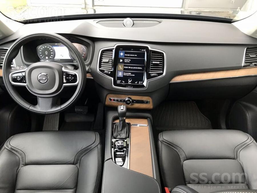 Black Volvo XC90 2018 in Riga, with an engine capacity of 2.00 L and mileage of 166 thousand km for 28000 €, photo 14 on AUTOMOTO.COM.LV