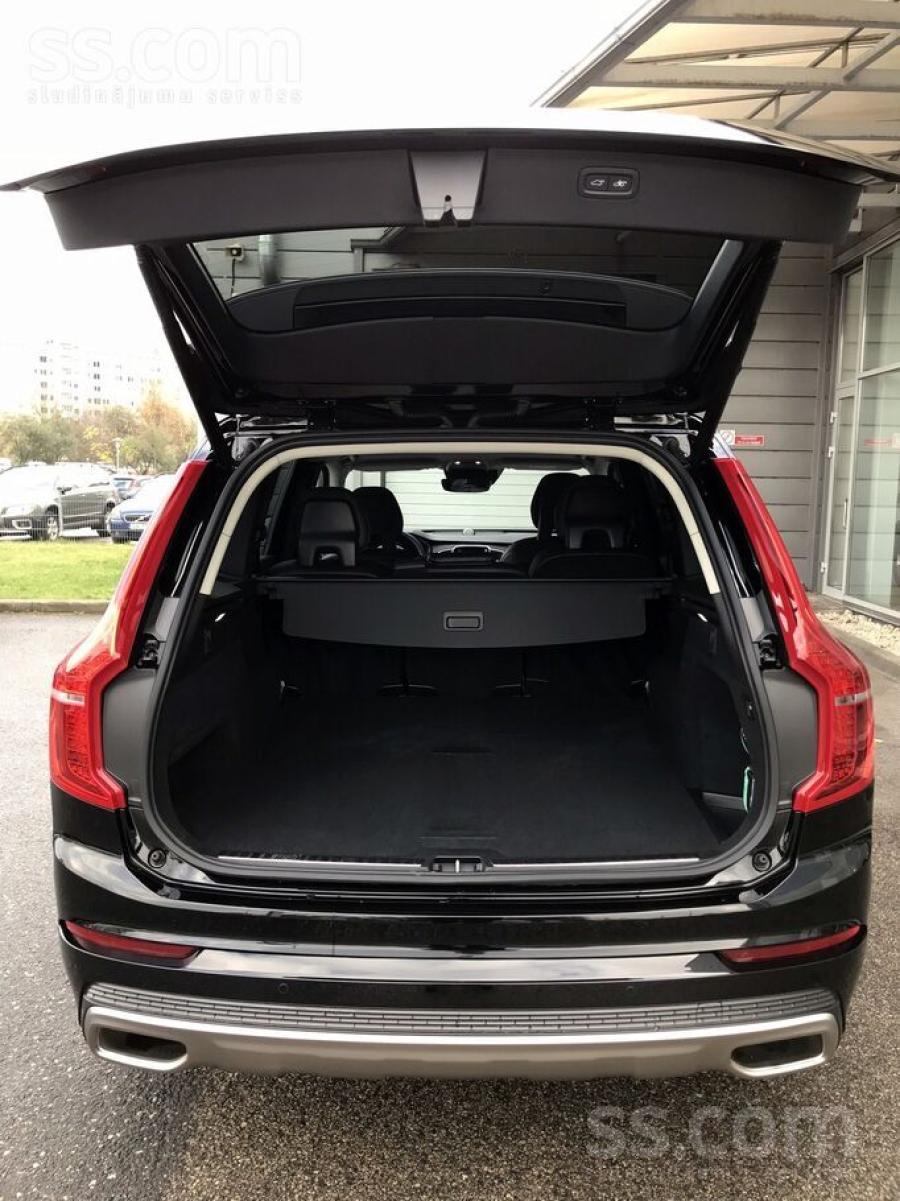 Black Volvo XC90 2018 in Riga, with an engine capacity of 2.00 L and mileage of 166 thousand km for 28000 €, photo 19 on AUTOMOTO.COM.LV