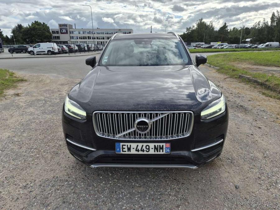 Black Volvo XC90 2018 in Taurage, with an engine capacity of 1.97 L and mileage of 269 thousand km for 14800 €, photo 3 on AUTOMOTO.COM.LV