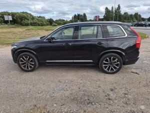Black Volvo XC90 2018 in Taurage, with an engine capacity of 1.97 L and mileage of 269 thousand km for 14800 €, photo 6 on AUTOMOTO.COM.LV