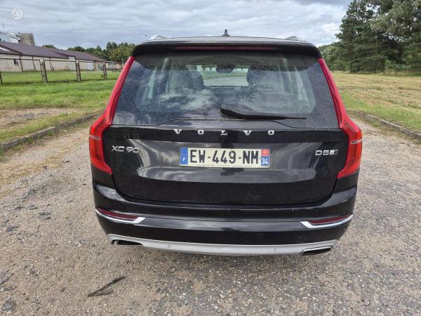 Melns Volvo XC90 2018 Tauragė, ar dzinēja tilpumu 1.97 L un nobraukumu 269 tūkst. km par 14800 €, foto 8 vietnē AUTOMOTO.COM.LV