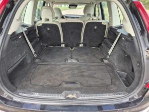 Black Volvo XC90 2018 in Taurage, with an engine capacity of 1.97 L and mileage of 269 thousand km for 14800 €, photo 17 on AUTOMOTO.COM.LV