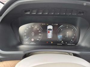 Black Volvo XC90 2018 in Taurage, with an engine capacity of 1.97 L and mileage of 269 thousand km for 14800 €, photo 22 on AUTOMOTO.COM.LV