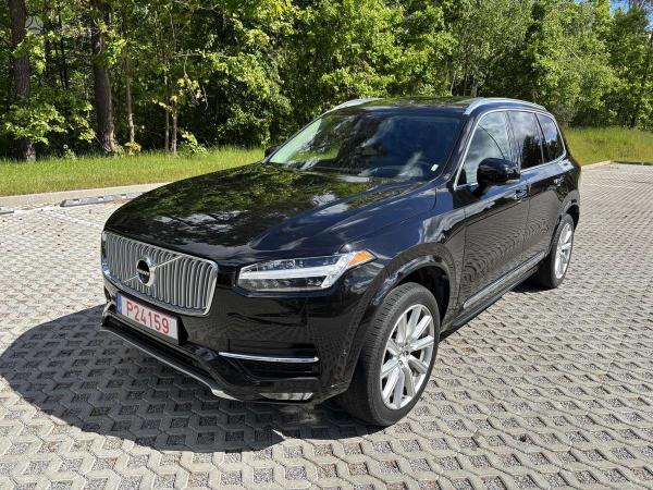 Black Volvo XC90 2018 in Vilnius, with an engine capacity of 2.00 L and mileage of 118 thousand km for 21900 €, photo 3 on AUTOMOTO.COM.LV