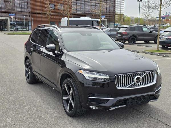Volvo XC90 2018 in Klaipeda on AUTOMOTO.COM.LV Black Volvo XC90 2018 in Klaipeda, with an engine capacity of 1.97 L and mileage of 134 thousand km for 23100 €, photo 1 on AUTOMOTO.COM.LV