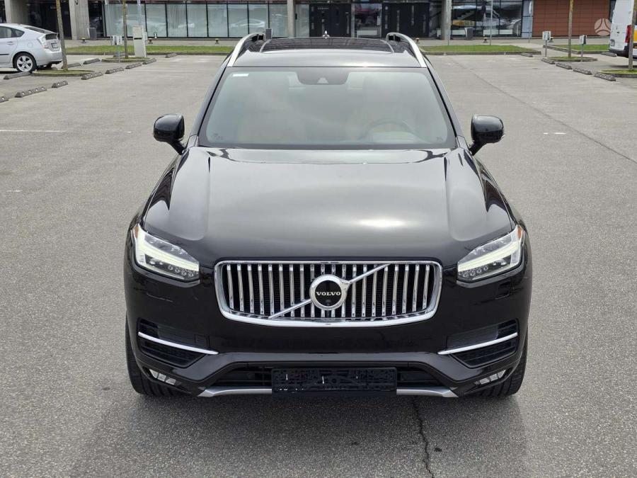 Black Volvo XC90 2018 in Klaipeda, with an engine capacity of 1.97 L and mileage of 134 thousand km for 23100 €, photo 3 on AUTOMOTO.COM.LV