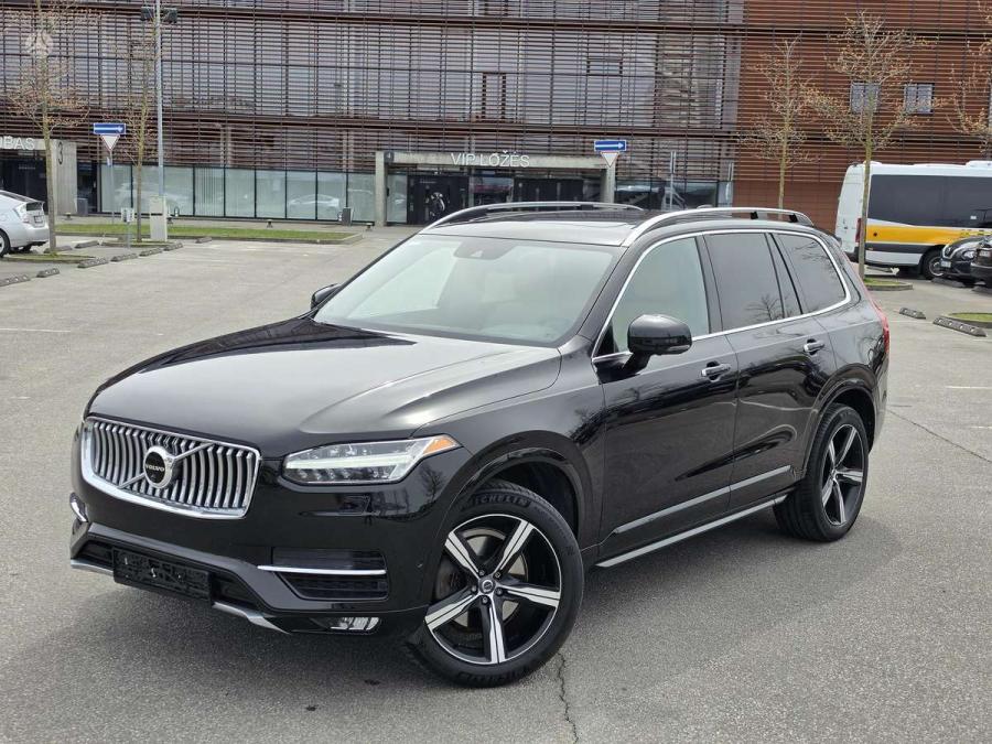 Black Volvo XC90 2018 in Klaipeda, with an engine capacity of 1.97 L and mileage of 134 thousand km for 23100 €, photo 6 on AUTOMOTO.COM.LV