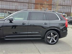 Black Volvo XC90 2018 in Klaipeda, with an engine capacity of 1.97 L and mileage of 134 thousand km for 23100 €, photo 16 on AUTOMOTO.COM.LV