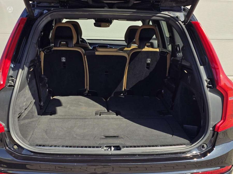 Black Volvo XC90 2018 in Klaipeda, with an engine capacity of 1.97 L and mileage of 134 thousand km for 23100 €, photo 21 on AUTOMOTO.COM.LV