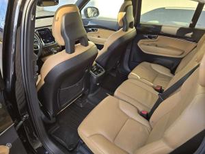 Black Volvo XC90 2018 in Klaipeda, with an engine capacity of 1.97 L and mileage of 134 thousand km for 23100 €, photo 31 on AUTOMOTO.COM.LV