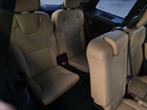 Black Volvo XC90 2018 in Klaipeda, with an engine capacity of 1.97 L and mileage of 134 thousand km for 23100 €, photo 34 on AUTOMOTO.COM.LV