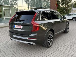 Black Volvo XC90 2018 in Sakiai, with an engine capacity of 1.97 L and mileage of 177 thousand km for 23000 €, photo 7 on AUTOMOTO.COM.LV
