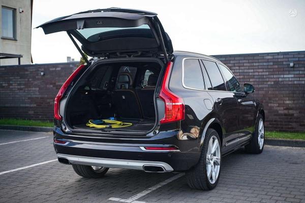 Melns Volvo XC90 2018 Marijampole, ar dzinēja tilpumu 1.97 L un nobraukumu 265 tūkst. km par 30850 €, foto 11 vietnē AUTOMOTO.COM.LV