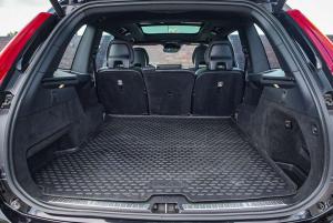 Melns Volvo XC90 2018 Marijampole, ar dzinēja tilpumu 1.97 L un nobraukumu 221 tūkst. km par 24950 €, foto 12 vietnē AUTOMOTO.COM.LV