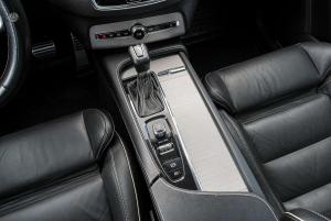 Melns Volvo XC90 2018 Marijampole, ar dzinēja tilpumu 1.97 L un nobraukumu 221 tūkst. km par 24950 €, foto 22 vietnē AUTOMOTO.COM.LV