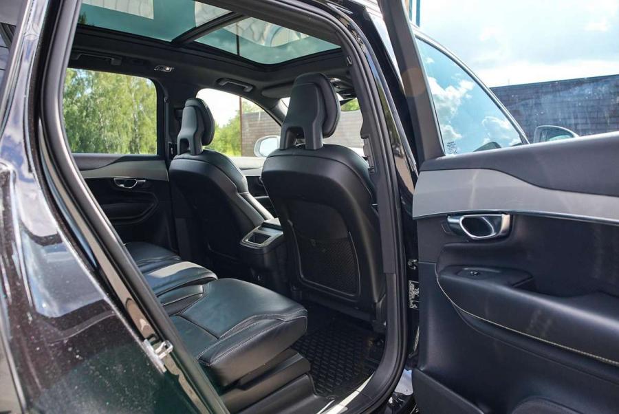 Melns Volvo XC90 2018 Marijampole, ar dzinēja tilpumu 1.97 L un nobraukumu 221 tūkst. km par 24950 €, foto 36 vietnē AUTOMOTO.COM.LV