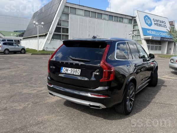 Black Volvo XC90 2018 in Daugavpils, with an engine capacity of 2.00 L and mileage of 204 thousand km for 25900 €, photo 4 on AUTOMOTO.COM.LV