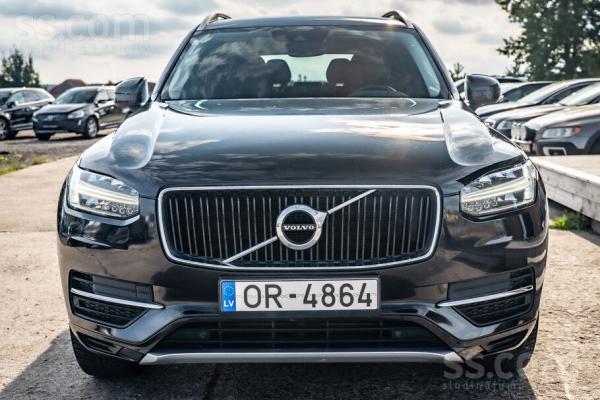 Black Volvo XC90 2018 in Riga, with an engine capacity of 2.00 L and mileage of 246 thousand km for 21200 €, photo 3 on AUTOMOTO.COM.LV