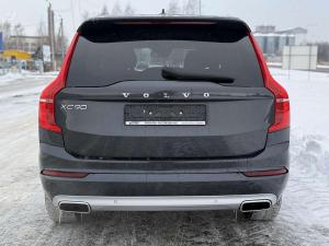 Black Volvo XC90 2019 in Panevezys, with an engine capacity of 1.97 L and mileage of 192 thousand km for 26500 €, photo 18 on AUTOMOTO.COM.LV