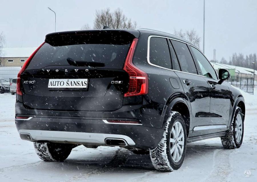 Melns Volvo XC90 2019 Tauragė, ar dzinēja tilpumu 2.00 L un nobraukumu 181 tūkst. km par 25900 €, foto 8 vietnē AUTOMOTO.COM.LV