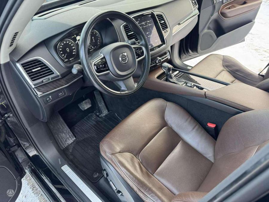 Melns Volvo XC90 2019 Viļņa, ar dzinēja tilpumu 1.97 L un nobraukumu 139 tūkst. km par 24500 €, foto 8 vietnē AUTOMOTO.COM.LV