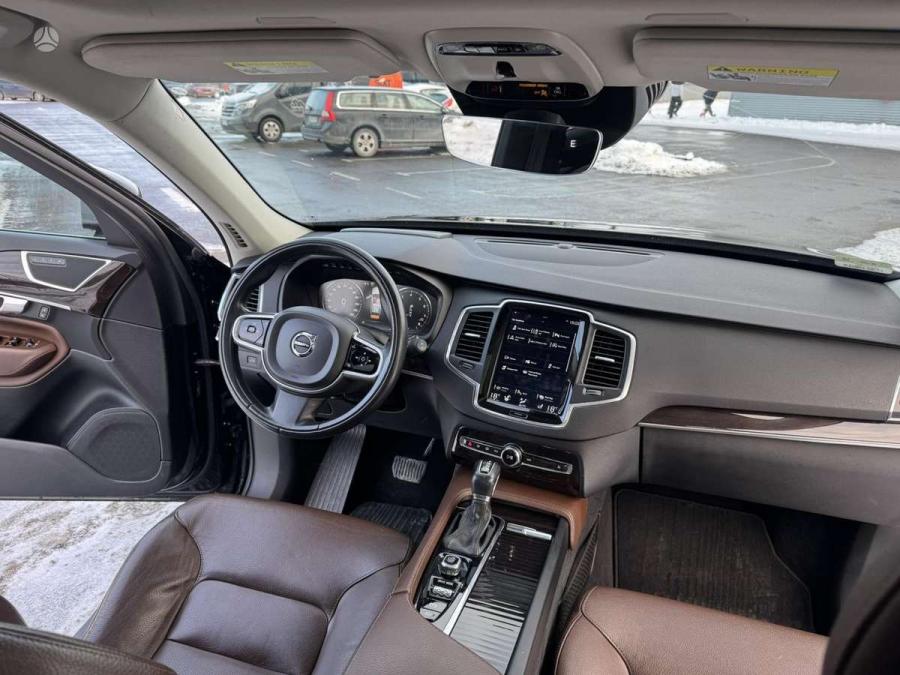 Melns Volvo XC90 2019 Viļņa, ar dzinēja tilpumu 1.97 L un nobraukumu 139 tūkst. km par 24500 €, foto 9 vietnē AUTOMOTO.COM.LV