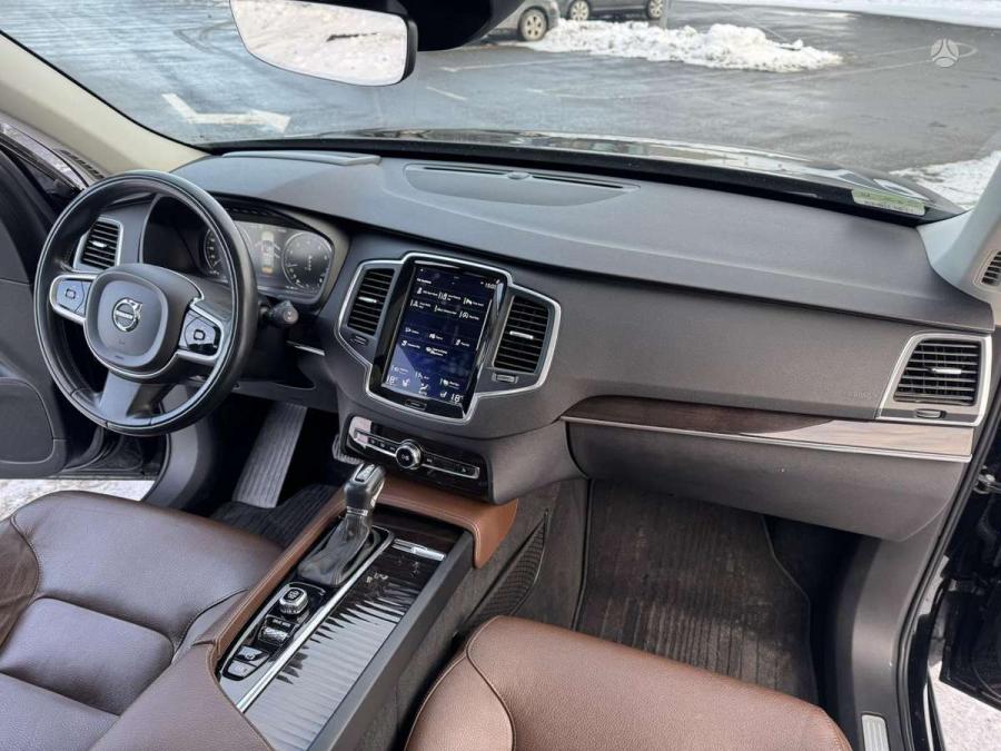 Melns Volvo XC90 2019 Viļņa, ar dzinēja tilpumu 1.97 L un nobraukumu 139 tūkst. km par 24500 €, foto 11 vietnē AUTOMOTO.COM.LV