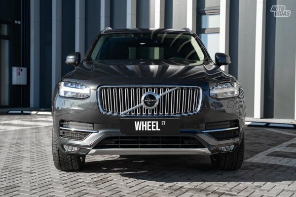 Black Volvo XC90 2019 in Vilnius, with an engine capacity of 2.00 L and mileage of 112 thousand km for 32000 €, photo 8 on AUTOMOTO.COM.LV