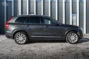 Black Volvo XC90 2019 in Vilnius, with an engine capacity of 2.00 L and mileage of 112 thousand km for 32000 €, photo 6 on AUTOMOTO.COM.LV