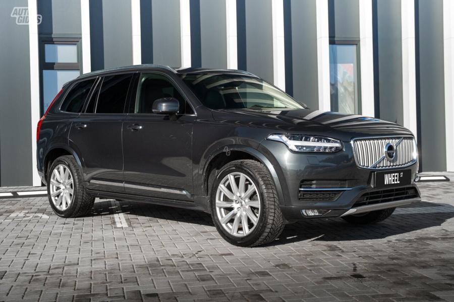 Black Volvo XC90 2019 in Vilnius, with an engine capacity of 2.00 L and mileage of 112 thousand km for 32000 €, photo 7 on AUTOMOTO.COM.LV