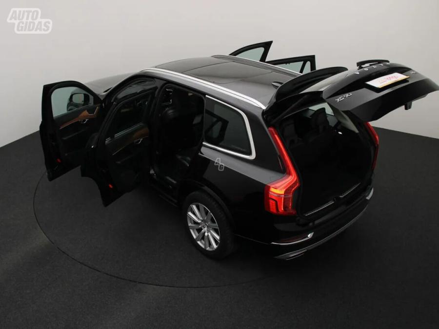 Melns Volvo XC90 2019 Viļņa, ar dzinēja tilpumu 2.00 L un nobraukumu 225 tūkst. km par 26599 €, foto 14 vietnē AUTOMOTO.COM.LV