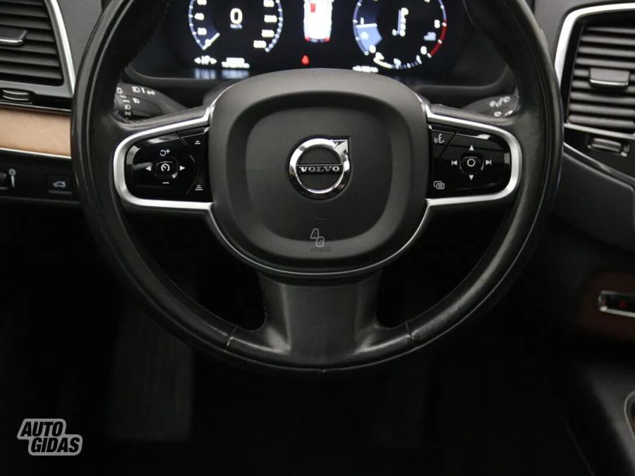 Melns Volvo XC90 2019 Viļņa, ar dzinēja tilpumu 2.00 L un nobraukumu 225 tūkst. km par 26599 €, foto 20 vietnē AUTOMOTO.COM.LV