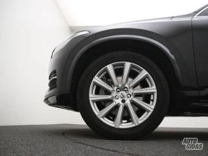 Melns Volvo XC90 2019 Viļņa, ar dzinēja tilpumu 2.00 L un nobraukumu 225 tūkst. km par 26599 €, foto 29 vietnē AUTOMOTO.COM.LV