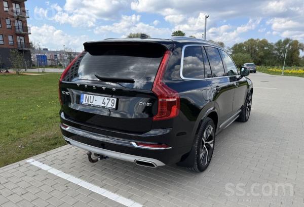 Melns Volvo XC90 2019 Rīga, ar dzinēja tilpumu 2.00 L un nobraukumu 193 tūkst. km par 26490 €, foto 4 vietnē AUTOMOTO.COM.LV