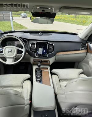 Melns Volvo XC90 2019 Rīga, ar dzinēja tilpumu 2.00 L un nobraukumu 193 tūkst. km par 26490 €, foto 16 vietnē AUTOMOTO.COM.LV