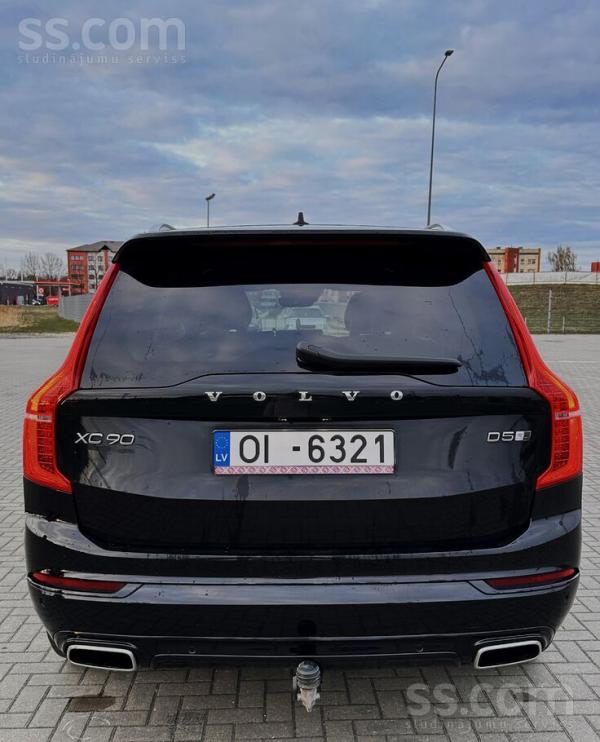 Melns Volvo XC90 2019 Valmiera, ar dzinēja tilpumu 2.00 L un nobraukumu 198 tūkst. km par 25500 €, foto 5 vietnē AUTOMOTO.COM.LV