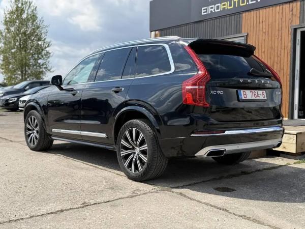 Black Volvo XC90 2019 in Riga, with an engine capacity of 2.00 L and mileage of 117 thousand km for 28500 €, photo 8 on AUTOMOTO.COM.LV