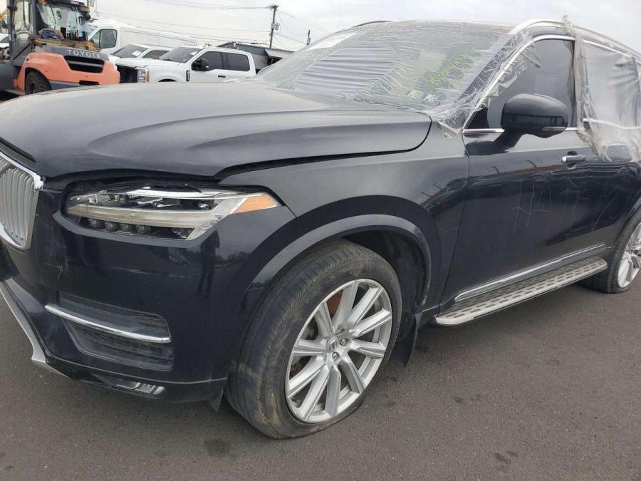 Черный Вольво ХС90 2019 в Вильнюс, объемом двигателя 1.97 л и пробегом 160 тыс. км за 9800 €, фото 1 на AUTOMOTO.COM.LV