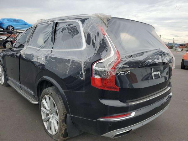 Melns Volvo XC90 2019 Viļņa, ar dzinēja tilpumu 1.97 L un nobraukumu 160 tūkst. km par 9800 €, foto 5 vietnē AUTOMOTO.COM.LV