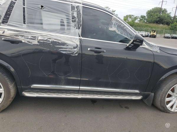 Melns Volvo XC90 2019 Viļņa, ar dzinēja tilpumu 1.97 L un nobraukumu 160 tūkst. km par 9800 €, foto 10 vietnē AUTOMOTO.COM.LV